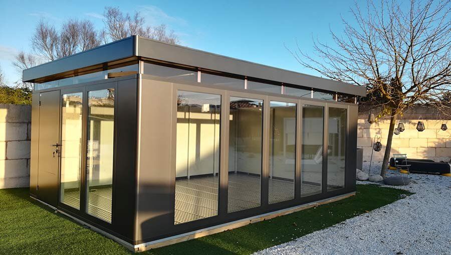 Gartenhaus & modernes Poolhaus aus Metall - Biohort - Biohort Deutschland