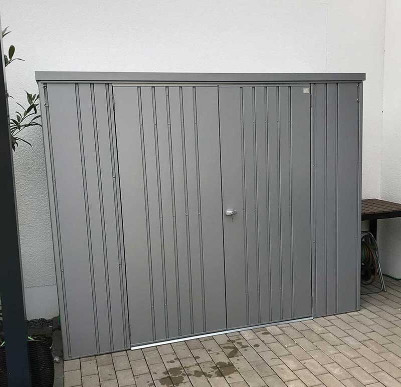 Metal tool cabinet - storage cabinet & equipment locker from Biohort ...